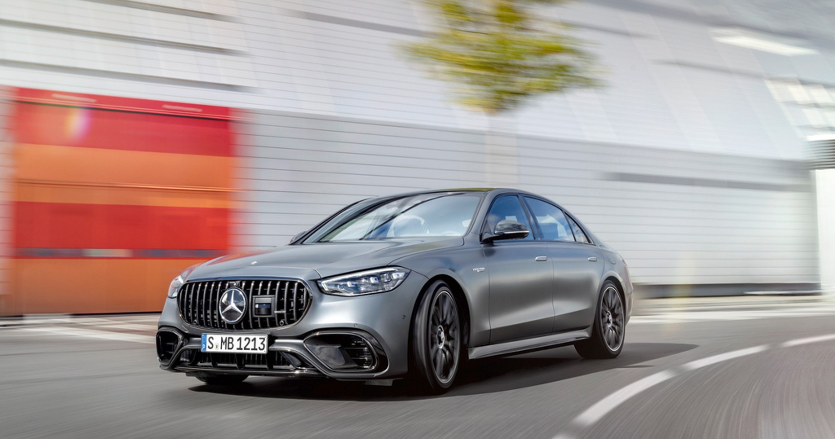 The 2023 Mercedes-Benz S63 AMG E Performance Silently Stirs Up a 791-HP ...